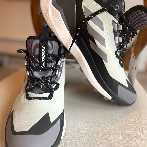 adidas | Shoes | Shoes | Poshmark